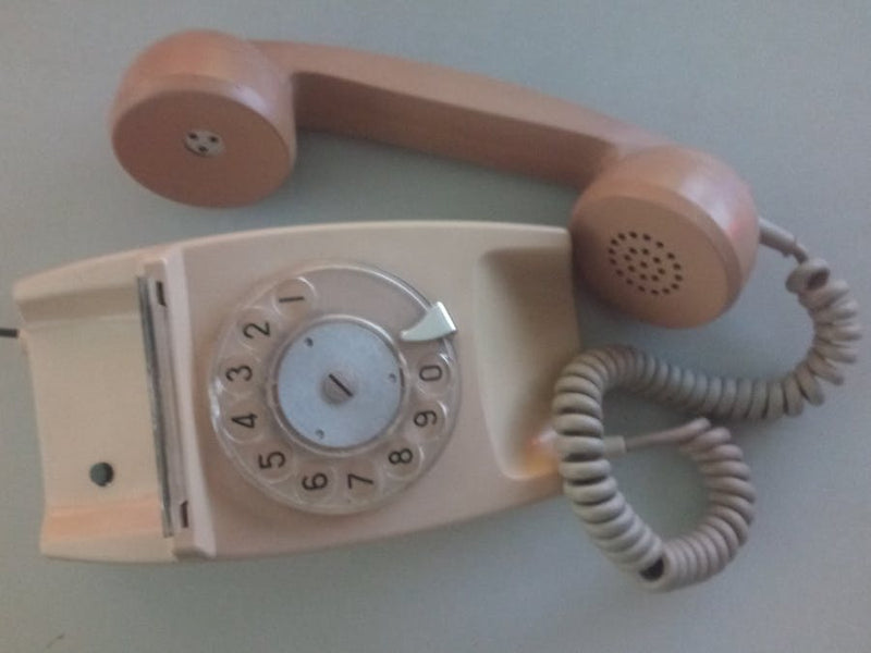 Bring 20th century telephones back with the rotary-dial cellphone — PMD Way